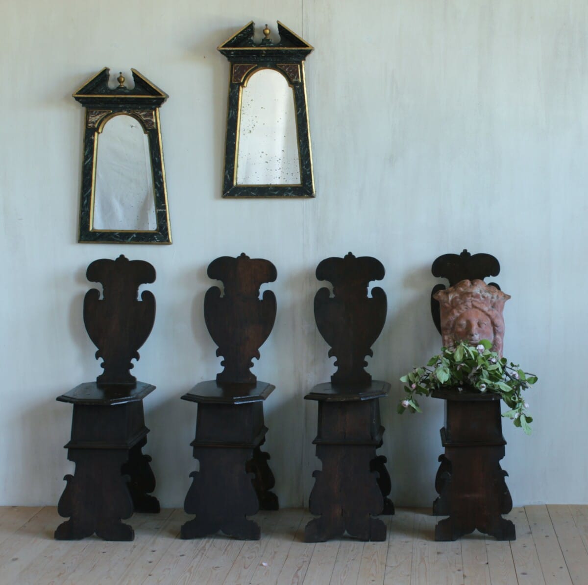 Set of 4 foot men stools - Deulin Antiques Set of 4 foot men stools